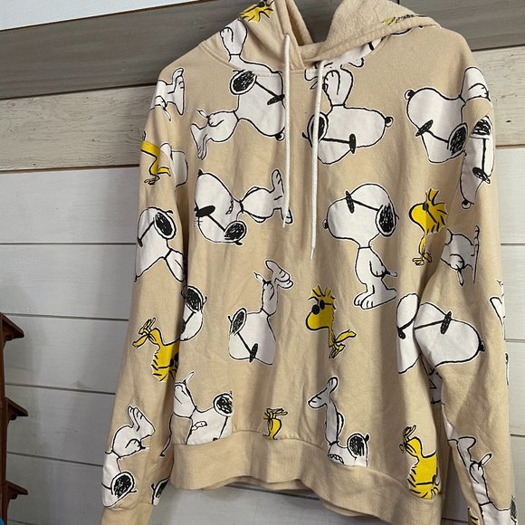 Peanuts | Sweaters | Snoopy And Woodstock Beige Hoody A Vintage And ...